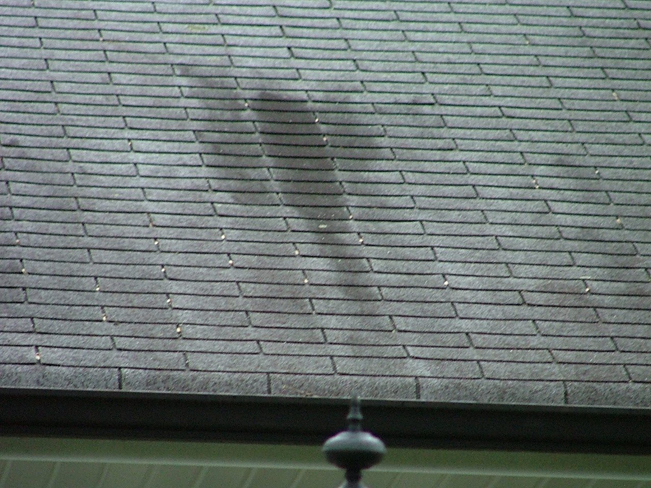 The Least Obvious Signs of Roof Damag
